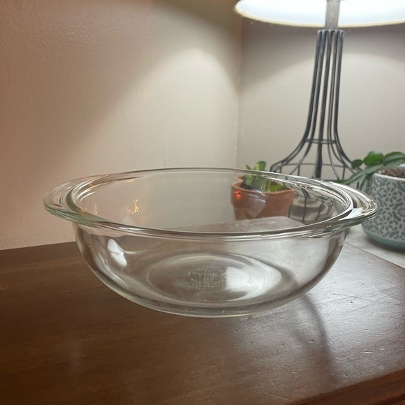 Pyrex | Kitchen | Vintage Pyrex 23 Dish | Poshmark